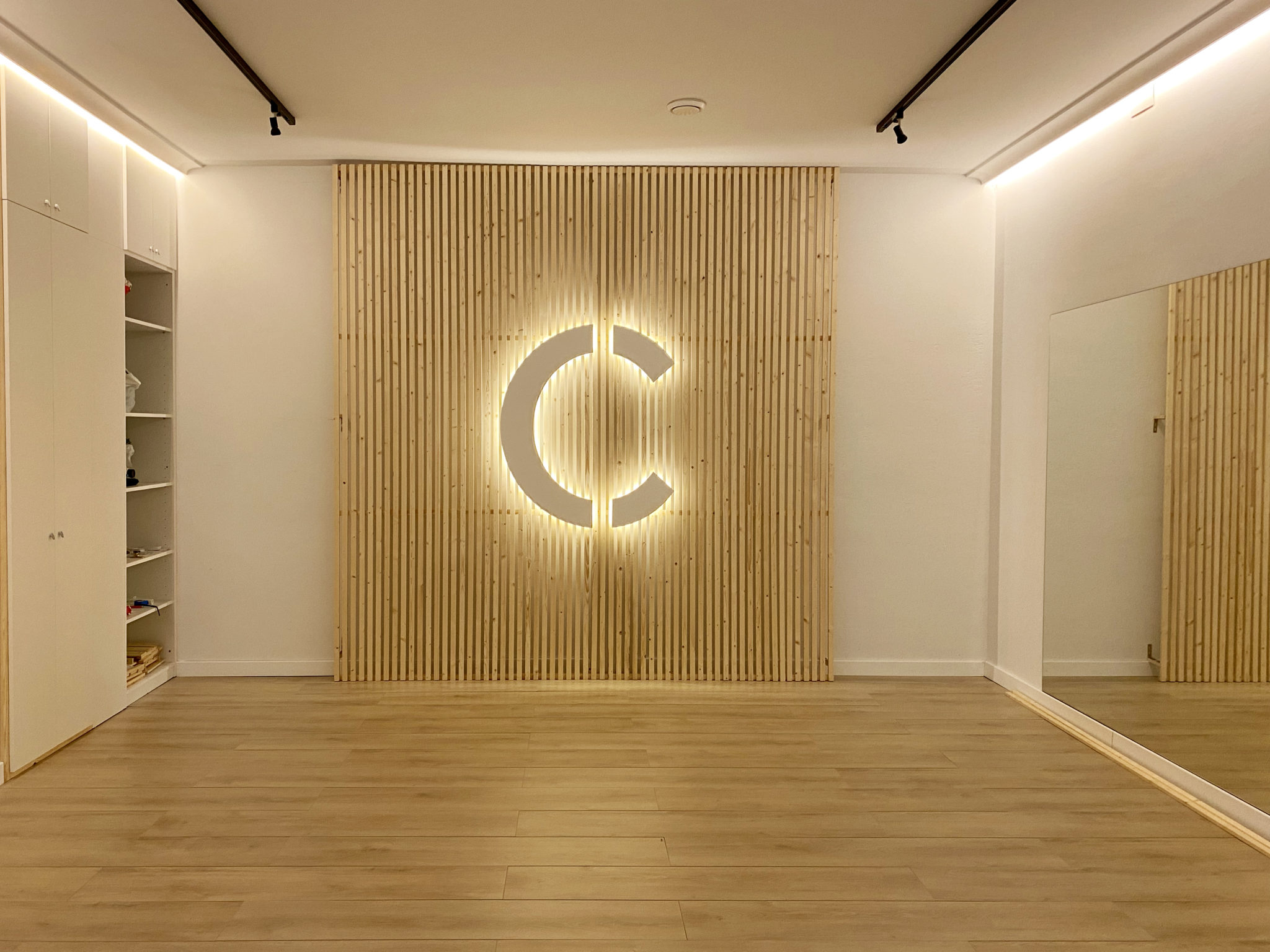 Artist and designer based in Spain - Paula Pons